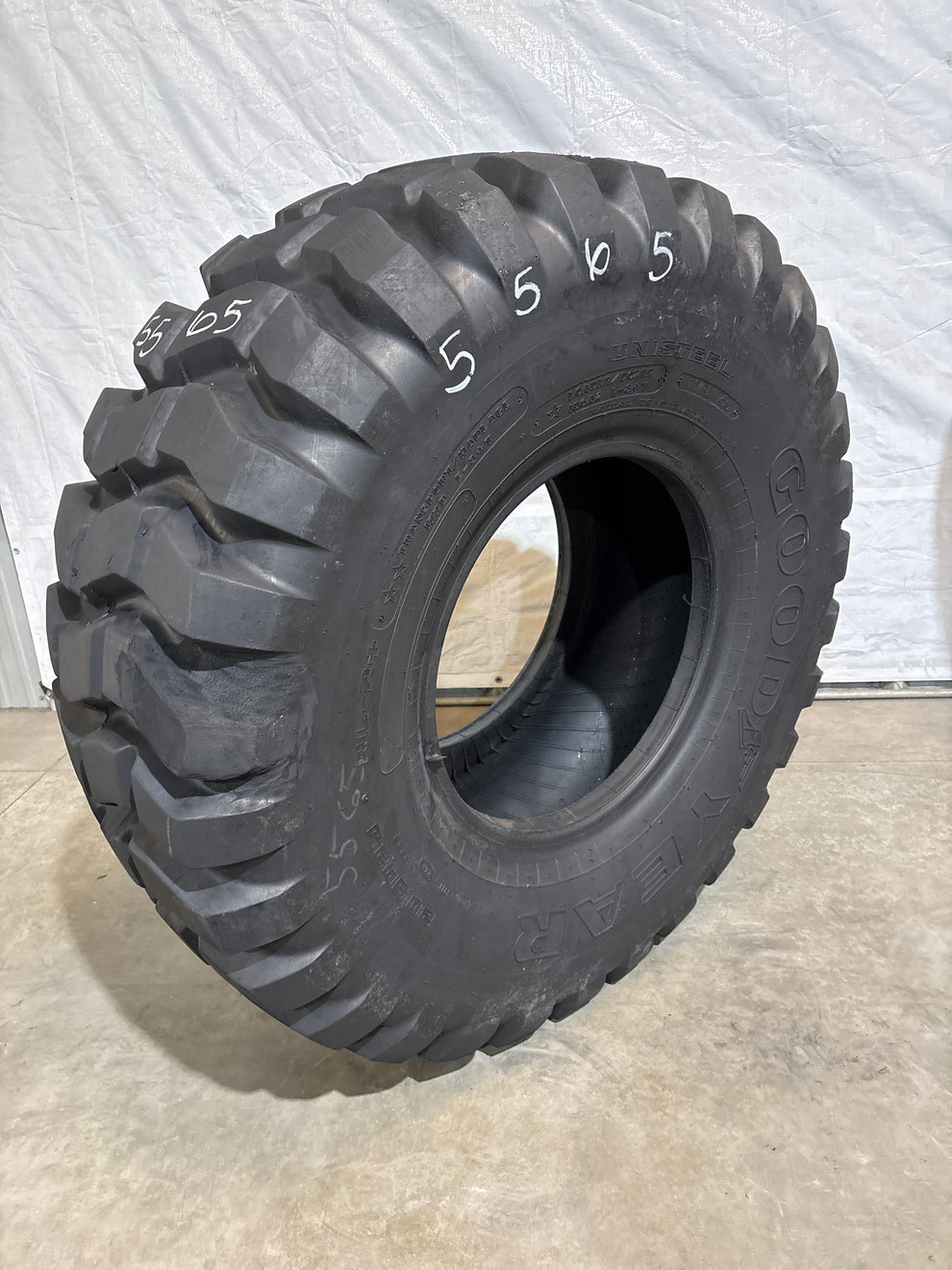 20.5R25 GOODYEAR RL2+ #5565 – Tire Repair Center